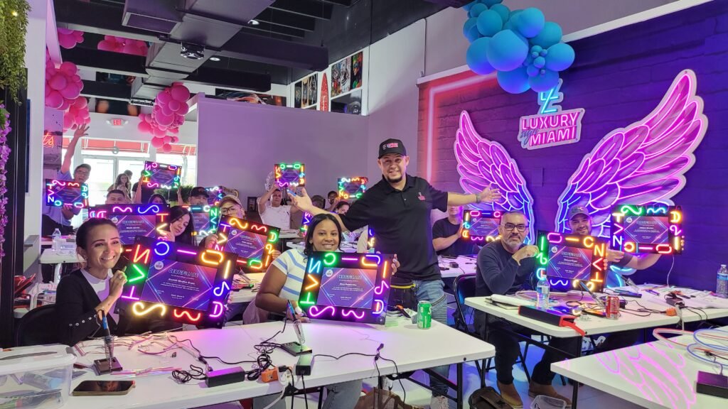 Courses - Luxury Sign Miami